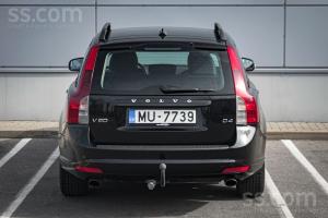 Melns Volvo V50 2010 Rīga, ar dzinēja tilpumu 2.00 L un nobraukumu 0 tūkst. km par 3590 €, foto 6 vietnē AUTOMOTO.COM.LV