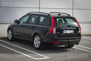 Melns Volvo V50 2010 Rīga, ar dzinēja tilpumu 2.00 L un nobraukumu 0 tūkst. km par 3590 €, foto 7 vietnē AUTOMOTO.COM.LV