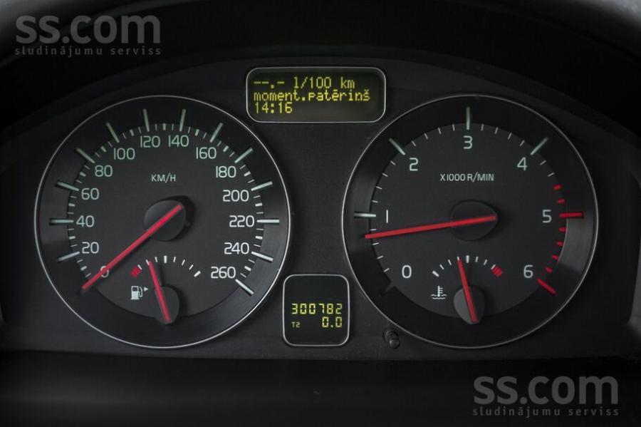 Melns Volvo V50 2010 Rīga, ar dzinēja tilpumu 2.00 L un nobraukumu 0 tūkst. km par 3590 €, foto 16 vietnē AUTOMOTO.COM.LV