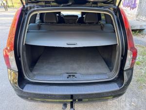 Melns Volvo V50 2010 Rīga, ar dzinēja tilpumu 2.00 L un nobraukumu 352 tūkst. km par 4000 €, foto 11 vietnē AUTOMOTO.COM.LV