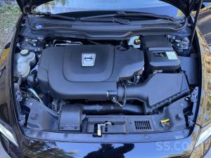 Melns Volvo V50 2010 Rīga, ar dzinēja tilpumu 2.00 L un nobraukumu 352 tūkst. km par 3900 €, foto 16 vietnē AUTOMOTO.COM.LV