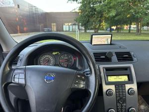 Black Volvo V50 2010 in Kaunas, with an engine capacity of 1.56 L and mileage of 262 thousand km for 2500 €, photo 14 on AUTOMOTO.COM.LV