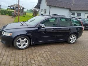 Melns Volvo V50 2010 Kupiškis, ar dzinēja tilpumu 1.60 L un nobraukumu 245 tūkst. km par 1850 €, foto 6 vietnē AUTOMOTO.COM.LV