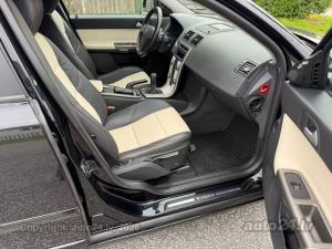 Melns Volvo V50 2010 Tallina, ar dzinēja tilpumu 1.60 L un nobraukumu 219 tūkst. km par 4390 €, foto 14 vietnē AUTOMOTO.COM.LV