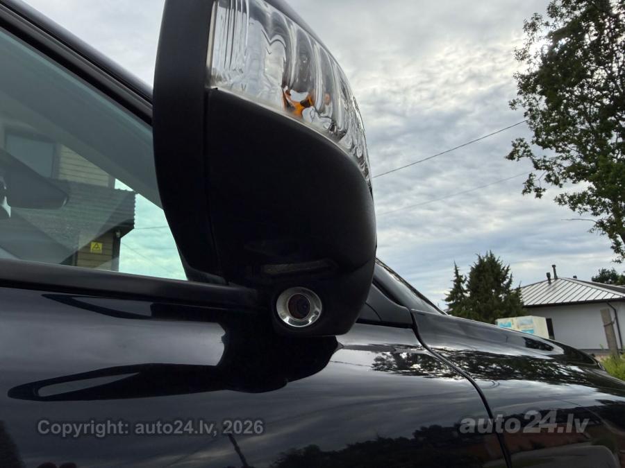 Melns Volvo V50 2010 Tallina, ar dzinēja tilpumu 1.60 L un nobraukumu 219 tūkst. km par 4390 €, foto 19 vietnē AUTOMOTO.COM.LV