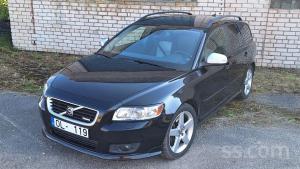 Melns Volvo V50 2010 Bauska, ar dzinēja tilpumu 2.00 L un nobraukumu 348 tūkst. km par 2900 €, foto 7 vietnē AUTOMOTO.COM.LV