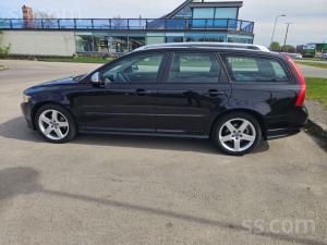 Melns Volvo V50 2010 Rīga, ar dzinēja tilpumu 2.00 L un nobraukumu 323 tūkst. km par 3900 €, foto 7 vietnē AUTOMOTO.COM.LV