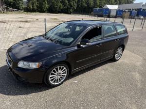 Melns Volvo V50 2010 Kauņa, ar dzinēja tilpumu 1.56 L un nobraukumu 249 tūkst. km par 2899 €, foto 4 vietnē AUTOMOTO.COM.LV