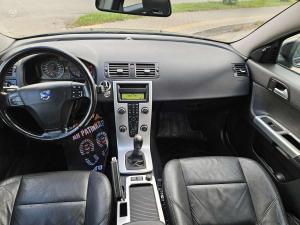 Melns Volvo V50 2010 Šauļi, ar dzinēja tilpumu 1.56 L un nobraukumu 207 tūkst. km par 3550 €, foto 13 vietnē AUTOMOTO.COM.LV