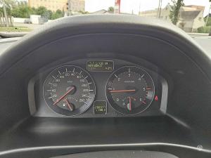 Melns Volvo V50 2010 Šauļi, ar dzinēja tilpumu 1.56 L un nobraukumu 207 tūkst. km par 3550 €, foto 24 vietnē AUTOMOTO.COM.LV