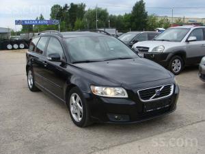 Melns Volvo V50 2010 Rīga, ar dzinēja tilpumu 1.60 L un nobraukumu 0 tūkst. km par 3490 €, foto 4 vietnē AUTOMOTO.COM.LV
