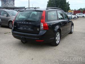 Melns Volvo V50 2010 Rīga, ar dzinēja tilpumu 1.60 L un nobraukumu 0 tūkst. km par 3490 €, foto 7 vietnē AUTOMOTO.COM.LV