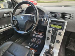 Black Volvo V50 2010 in Siauliai, with an engine capacity of 1.56 L and mileage of 207 thousand km for 3750 €, photo 18 on AUTOMOTO.COM.LV