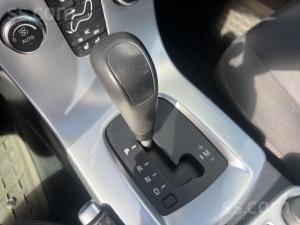 Melns Volvo V50 2010 Cēsis, ar dzinēja tilpumu 2.00 L un nobraukumu 246 tūkst. km par 5500 €, foto 19 vietnē AUTOMOTO.COM.LV