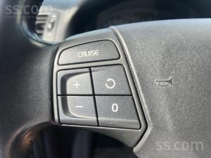 Melns Volvo V50 2010 Cēsis, ar dzinēja tilpumu 2.00 L un nobraukumu 246 tūkst. km par 5500 €, foto 20 vietnē AUTOMOTO.COM.LV