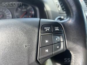 Melns Volvo V50 2010 Cēsis, ar dzinēja tilpumu 2.00 L un nobraukumu 246 tūkst. km par 5500 €, foto 21 vietnē AUTOMOTO.COM.LV