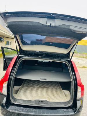 Black Volvo V50 2010 in Tallinn, with an engine capacity of 1.60 L and mileage of 295 thousand km for 3990 €, photo 13 on AUTOMOTO.COM.LV