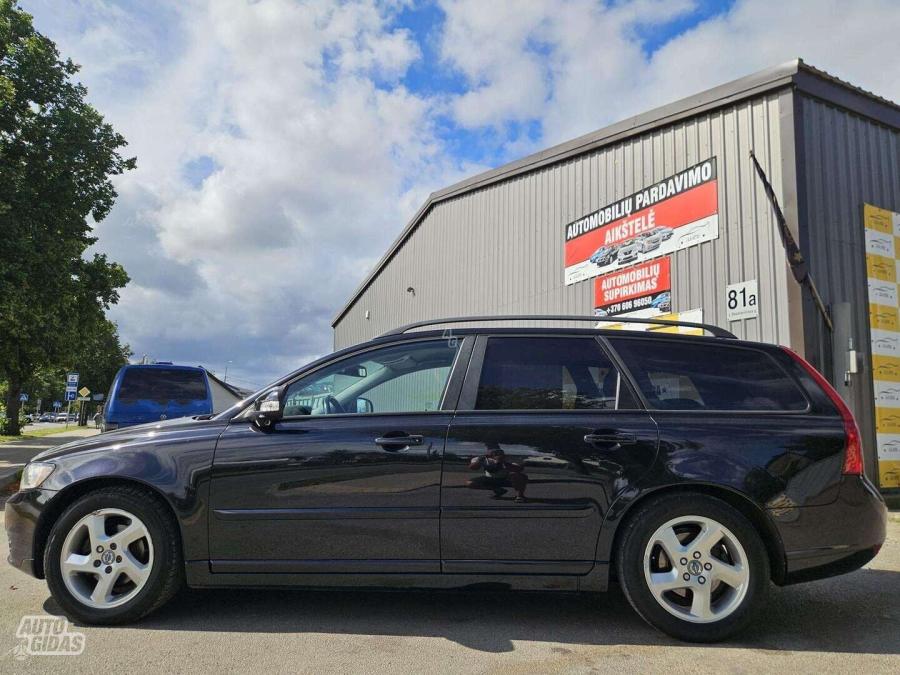 Black Volvo V50 2010 in Siauliai, with an engine capacity of 1.60 L and mileage of 207 thousand km for 3600 €, photo 10 on AUTOMOTO.COM.LV