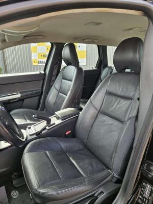 Melns Volvo V50 2010 Šauļi, ar dzinēja tilpumu 1.56 L un nobraukumu 207 tūkst. km par 3600 €, foto 15 vietnē AUTOMOTO.COM.LV