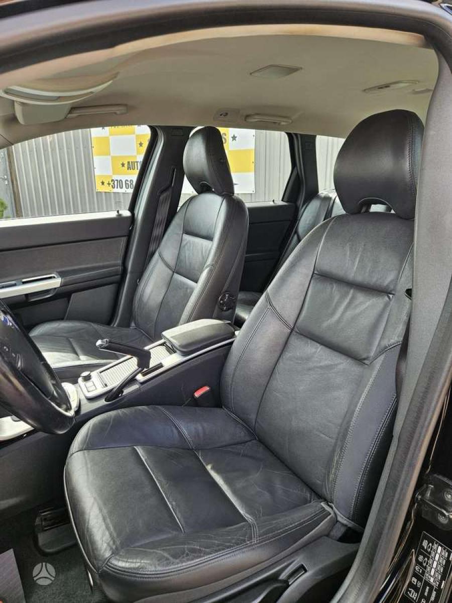 Melns Volvo V50 2010 Šauļi, ar dzinēja tilpumu 1.56 L un nobraukumu 207 tūkst. km par 3600 €, foto 15 vietnē AUTOMOTO.COM.LV