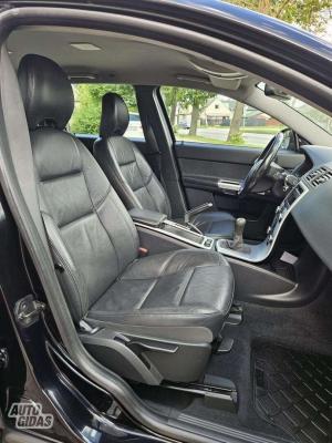Melns Volvo V50 2010 Šauļi, ar dzinēja tilpumu 1.60 L un nobraukumu 207 tūkst. km par 3600 €, foto 14 vietnē AUTOMOTO.COM.LV