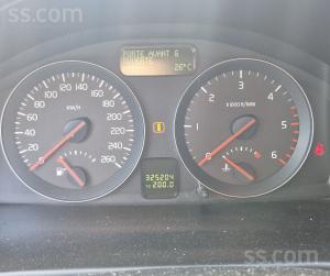 Melns Volvo V50 2010 Rīga, ar dzinēja tilpumu 1.60 L un nobraukumu 325 tūkst. km par 1400 €, foto 8 vietnē AUTOMOTO.COM.LV
