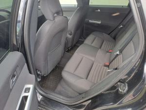 Melns Volvo V50 2010 Šauļi, ar dzinēja tilpumu 1.56 L un nobraukumu 245 tūkst. km par 3300 €, foto 15 vietnē AUTOMOTO.COM.LV