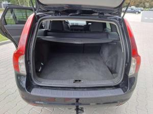 Melns Volvo V50 2010 Šauļi, ar dzinēja tilpumu 1.56 L un nobraukumu 245 tūkst. km par 3300 €, foto 16 vietnē AUTOMOTO.COM.LV