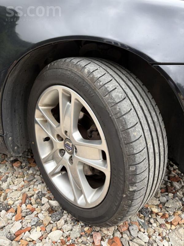 Melns Volvo V50 2010 Rīga, ar dzinēja tilpumu 1.60 L un nobraukumu 304 tūkst. km par 2950 €, foto 10 vietnē AUTOMOTO.COM.LV