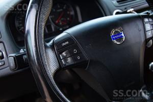 Black Volvo V50 2010 in Riga, with an engine capacity of 2.00 L and mileage of 283 thousand km for 3750 €, photo 20 on AUTOMOTO.COM.LV