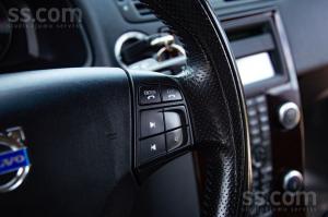 Black Volvo V50 2010 in Riga, with an engine capacity of 2.00 L and mileage of 283 thousand km for 3750 €, photo 21 on AUTOMOTO.COM.LV