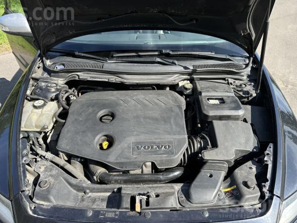 Melns Volvo V50 2011 Rīga, ar dzinēja tilpumu 1.60 L un nobraukumu 271 tūkst. km par 4200 €, foto 7 vietnē AUTOMOTO.COM.LV