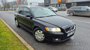 Black Volvo V50 2011 in Tartu, with an engine capacity of 1.60 L and mileage of 375 thousand km for 3700 €, photo 3 on AUTOMOTO.COM.LV