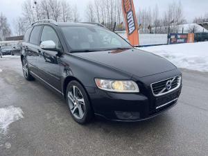 Black Volvo V50 2011 in Kaunas, with an engine capacity of 1.56 L and mileage of 225 thousand km for 3875 €, photo 4 on AUTOMOTO.COM.LV