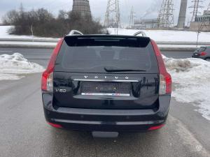 Black Volvo V50 2011 in Kaunas, with an engine capacity of 1.56 L and mileage of 225 thousand km for 3875 €, photo 11 on AUTOMOTO.COM.LV