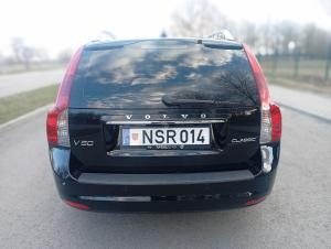 Black Volvo V50 2011 in Vilnius, with an engine capacity of 1.60 L and mileage of 314 thousand km for 3800 €, photo 7 on AUTOMOTO.COM.LV