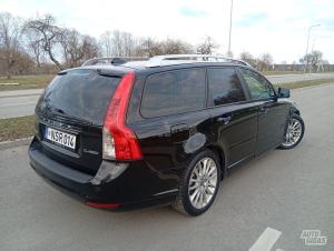 Black Volvo V50 2011 in Vilnius, with an engine capacity of 1.60 L and mileage of 316 thousand km for 3800 €, photo 6 on AUTOMOTO.COM.LV