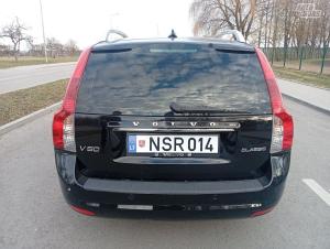 Black Volvo V50 2011 in Vilnius, with an engine capacity of 1.60 L and mileage of 316 thousand km for 3800 €, photo 7 on AUTOMOTO.COM.LV
