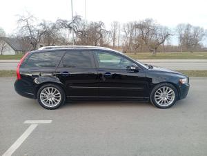 Black Volvo V50 2011 in Vilnius, with an engine capacity of 1.60 L and mileage of 316 thousand km for 3800 €, photo 9 on AUTOMOTO.COM.LV