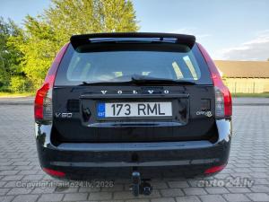 Melns Volvo V50 2011 Paide, ar dzinēja tilpumu 1.60 L un nobraukumu 210 tūkst. km par 4999 €, foto 8 vietnē AUTOMOTO.COM.LV