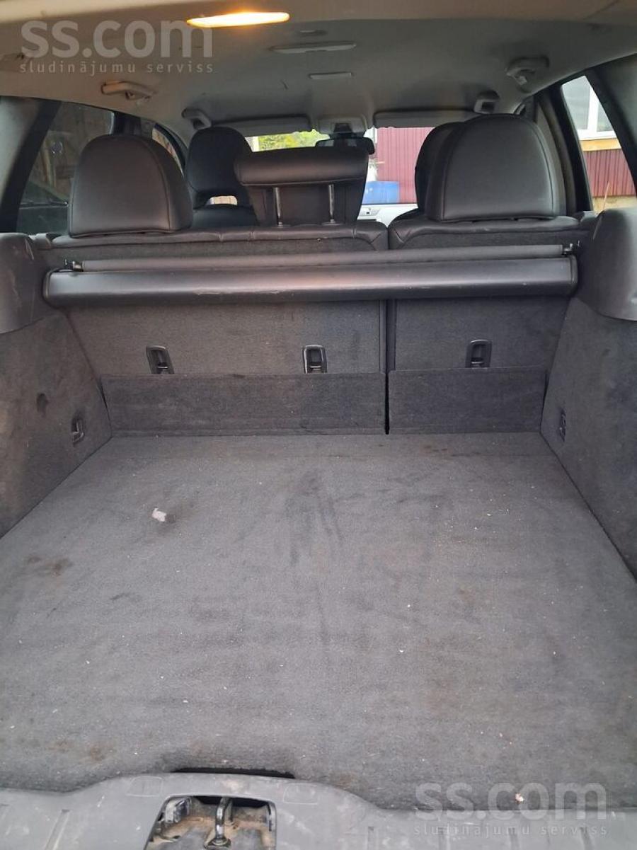 Melns Volvo V50 2011 Rēzekne, ar dzinēja tilpumu 1.60 L un nobraukumu 237 tūkst. km par 2600 €, foto 8 vietnē AUTOMOTO.COM.LV