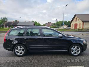 Melns Volvo V50 2011 Paide, ar dzinēja tilpumu 1.60 L un nobraukumu 228 tūkst. km par 4750 €, foto 8 vietnē AUTOMOTO.COM.LV