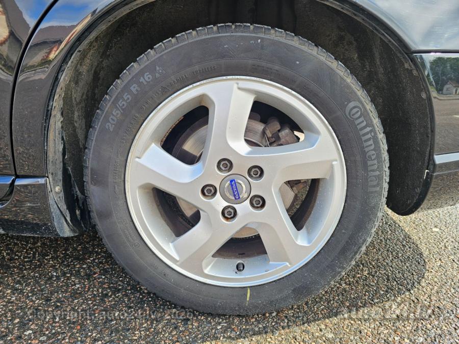 Melns Volvo V50 2011 Paide, ar dzinēja tilpumu 1.60 L un nobraukumu 228 tūkst. km par 4750 €, foto 17 vietnē AUTOMOTO.COM.LV