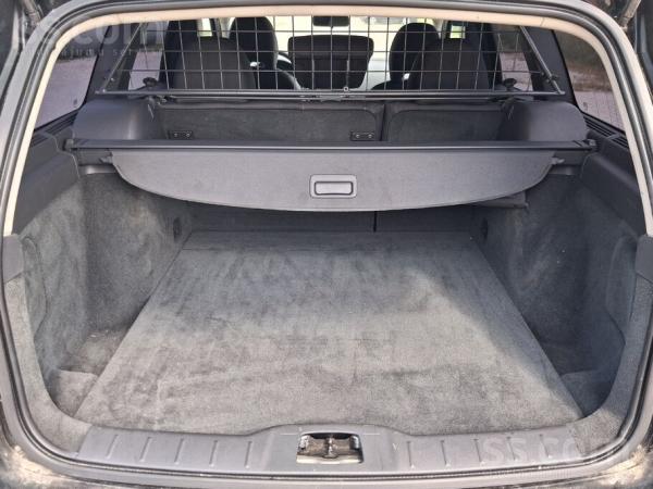 Black Volvo V50 2011 in Liepaja, with an engine capacity of 1.60 L and mileage of 194 thousand km for 3300 €, photo 10 on AUTOMOTO.COM.LV