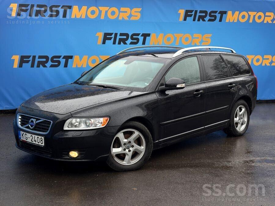 Melns Volvo V50 2011 Rīga, ar dzinēja tilpumu 1.60 L un nobraukumu 253 tūkst. km par 3350 €, foto 1 vietnē AUTOMOTO.COM.LV