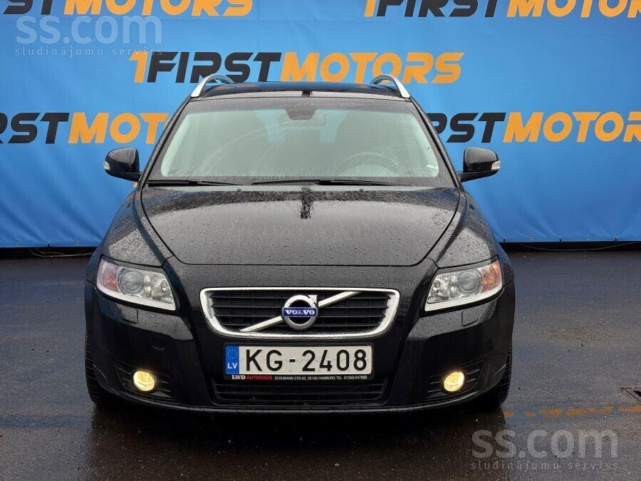 Melns Volvo V50 2011 Rīga, ar dzinēja tilpumu 1.60 L un nobraukumu 253 tūkst. km par 3350 €, foto 4 vietnē AUTOMOTO.COM.LV