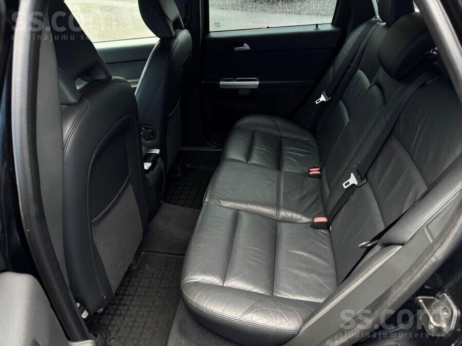 Melns Volvo V50 2011 Rīga, ar dzinēja tilpumu 1.60 L un nobraukumu 253 tūkst. km par 3350 €, foto 8 vietnē AUTOMOTO.COM.LV