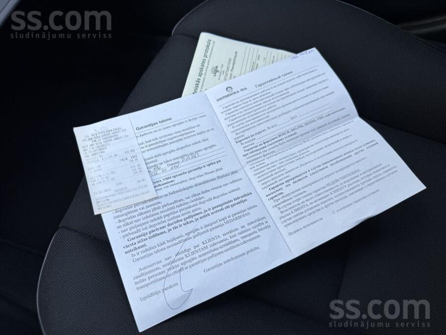 Black Volvo V50 2011 in Riga, with an engine capacity of 1.60 L and mileage of 310 thousand km for 2490 €, photo 24 on AUTOMOTO.COM.LV