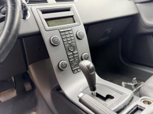 Melns Volvo V50 2011 Rīga, ar dzinēja tilpumu 2.00 L un nobraukumu 208 tūkst. km par 4995 €, foto 10 vietnē AUTOMOTO.COM.LV