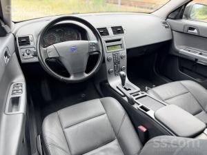 Melns Volvo V50 2011 Rīga, ar dzinēja tilpumu 2.00 L un nobraukumu 208 tūkst. km par 4995 €, foto 12 vietnē AUTOMOTO.COM.LV